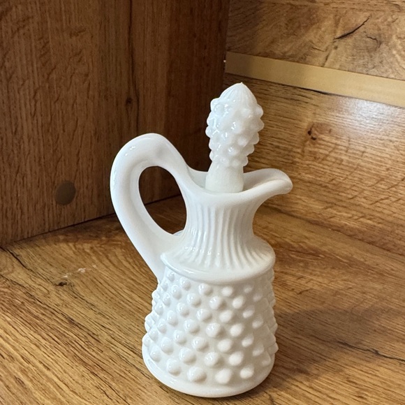 Fenton | Accents | Vintage Fenton White Milk Glass Hobnail Cruet Jug ...